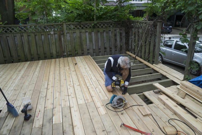 How Much Does it Cost to Build a Deck? | Happy DIY Home